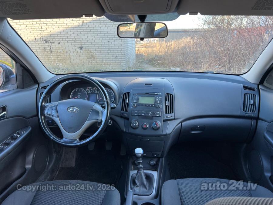 Melns Hyundai i30 2008 Narva, ar dzinēja tilpumu 1.60 L un nobraukumu 194 tūkst. km par 1499 €, foto 15 vietnē AUTOMOTO.COM.LV