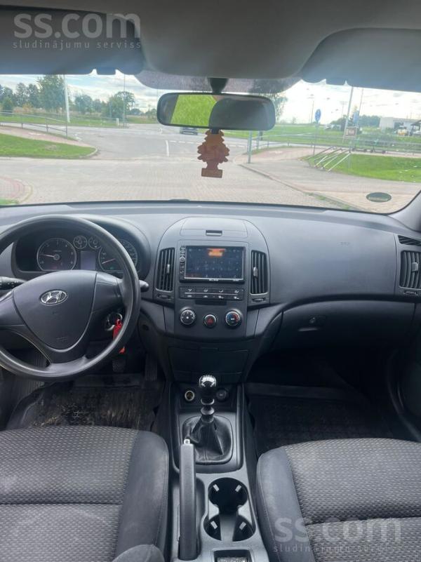 Черный Хендай i30 2008 в Тукумс, объемом двигателя 1.60 л и пробегом 254 тыс. км за 2700 €, фото 7 на AUTOMOTO.COM.LV