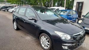 Черный Хендай i30 2009 в Рига, объемом двигателя 1.60 л и пробегом 184 тыс. км за 3950 €, фото 3 на AUTOMOTO.COM.LV