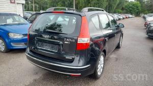 Черный Хендай i30 2009 в Рига, объемом двигателя 1.60 л и пробегом 184 тыс. км за 3950 €, фото 9 на AUTOMOTO.COM.LV