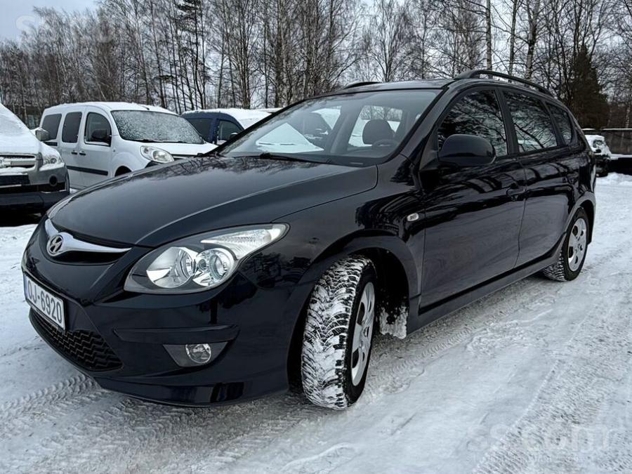 Melns Hyundai i30 2010 Rīga, ar dzinēja tilpumu 1.60 L un nobraukumu 0 tūkst. km par 2990 €, foto 2 vietnē AUTOMOTO.COM.LV