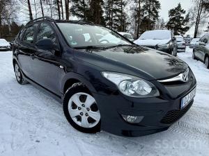 Melns Hyundai i30 2010 Rīga, ar dzinēja tilpumu 1.60 L un nobraukumu 0 tūkst. km par 2990 €, foto 3 vietnē AUTOMOTO.COM.LV