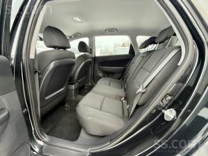Melns Hyundai i30 2010 Rīga, ar dzinēja tilpumu 1.60 L un nobraukumu 0 tūkst. km par 2990 €, foto 15 vietnē AUTOMOTO.COM.LV