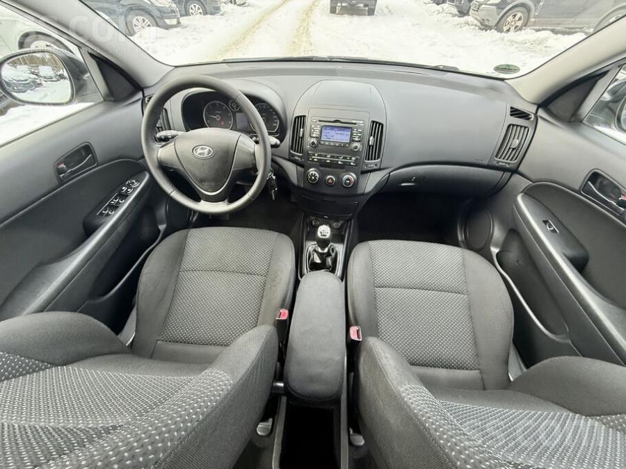 Melns Hyundai i30 2010 Rīga, ar dzinēja tilpumu 1.60 L un nobraukumu 0 tūkst. km par 2990 €, foto 23 vietnē AUTOMOTO.COM.LV