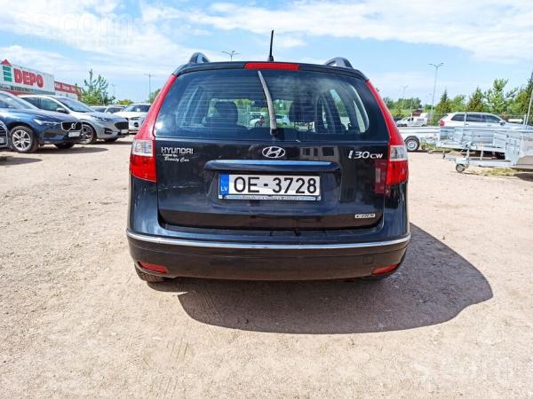 Melns Hyundai i30 2010 Daugavpils, ar dzinēja tilpumu 1.60 L un nobraukumu 0 tūkst. km par 2900 €, foto 6 vietnē AUTOMOTO.COM.LV