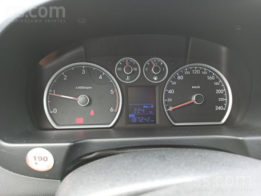 Black Hyundai i30 2010 in Daugavpils, with an engine capacity of 1.60 L and mileage of 0 thousand km for 2900 €, photo 21 on AUTOMOTO.COM.LV
