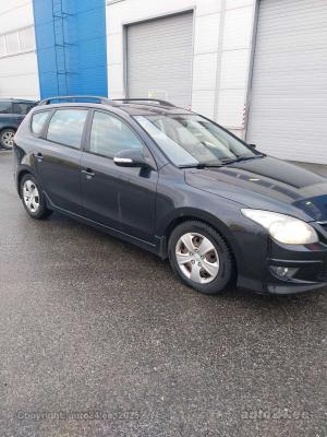 Black Hyundai i30 2011 in Tallinn, with an engine capacity of 1.60 L and mileage of 144 thousand km for 5190 €, photo  on AUTOMOTO.COM.LV