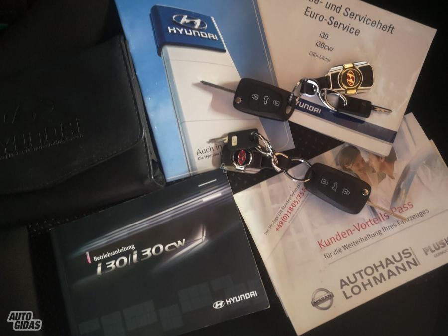 Melns Hyundai i30 2011 Šauļi, ar dzinēja tilpumu 1.60 L un nobraukumu 268 tūkst. km par 4500 €, foto 21 vietnē AUTOMOTO.COM.LV