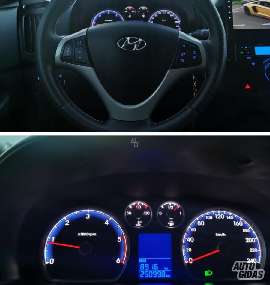 Black Hyundai i30 2012 in Siauliai, with an engine capacity of 1.60 L and mileage of 251 thousand km for 4300 €, photo 20 on AUTOMOTO.COM.LV