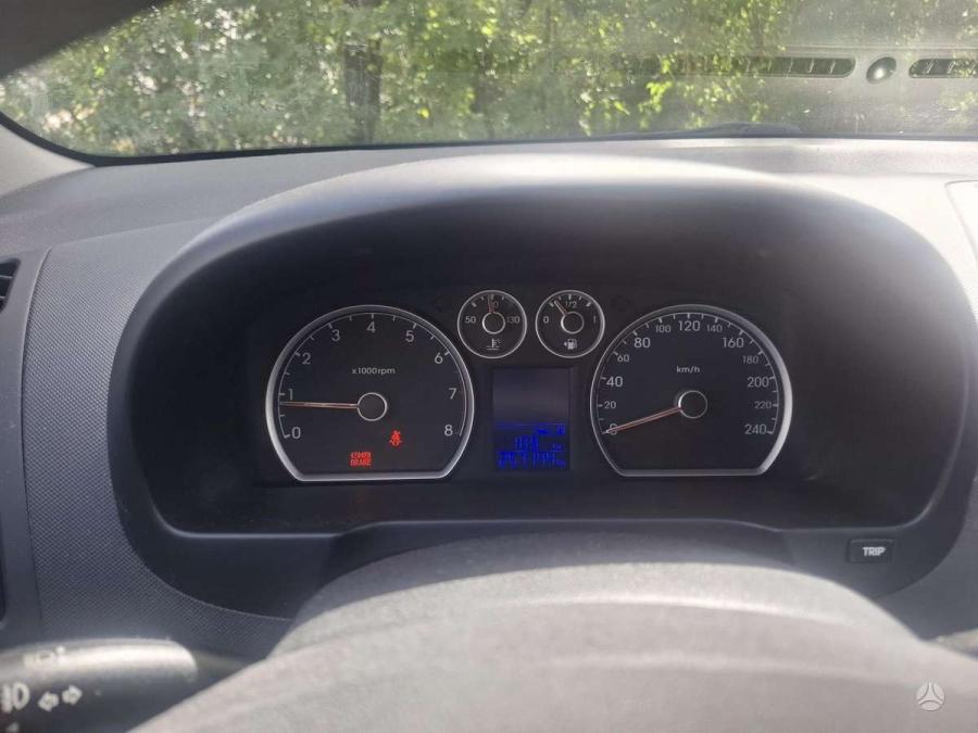 Melns Hyundai i30 2012 Telšiai, ar dzinēja tilpumu 1.40 L un nobraukumu 257 tūkst. km par 2900 €, foto 12 vietnē AUTOMOTO.COM.LV