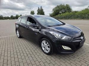 Черный Хендай i30 2013 в Мариямполе, объемом двигателя 1.59 л и пробегом 158 тыс. км за 3950 €, фото  на AUTOMOTO.COM.LV