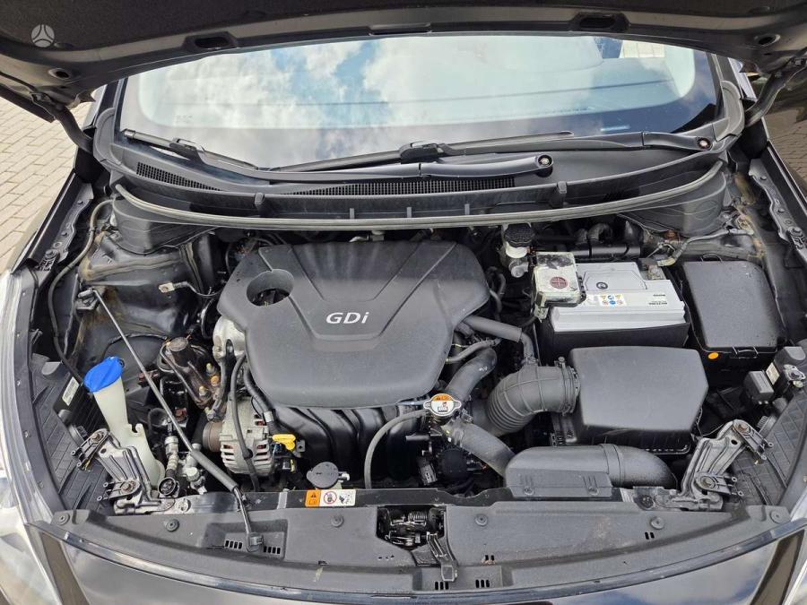 Black Hyundai i30 2013 in Marijampole, with an engine capacity of 1.59 L and mileage of 158 thousand km for 3950 €, photo 18 on AUTOMOTO.COM.LV