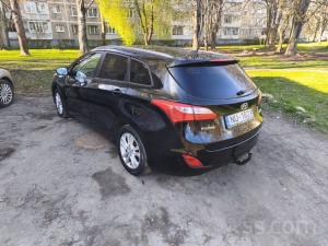 Melns Hyundai i30 2014 Rīga, ar dzinēja tilpumu 1.60 L un nobraukumu 279 tūkst. km par 3050 €, foto 5 vietnē AUTOMOTO.COM.LV