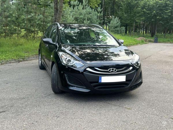 Melns Hyundai i30 2014 Kauņa, ar dzinēja tilpumu 1.59 L un nobraukumu 150 tūkst. km par 5900 €, foto 3 vietnē AUTOMOTO.COM.LV