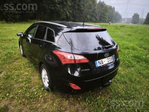 Черный Хендай i30 2015 в Рига, объемом двигателя 1.60 л и пробегом 166 тыс. км за 3950 €, фото 5 на AUTOMOTO.COM.LV