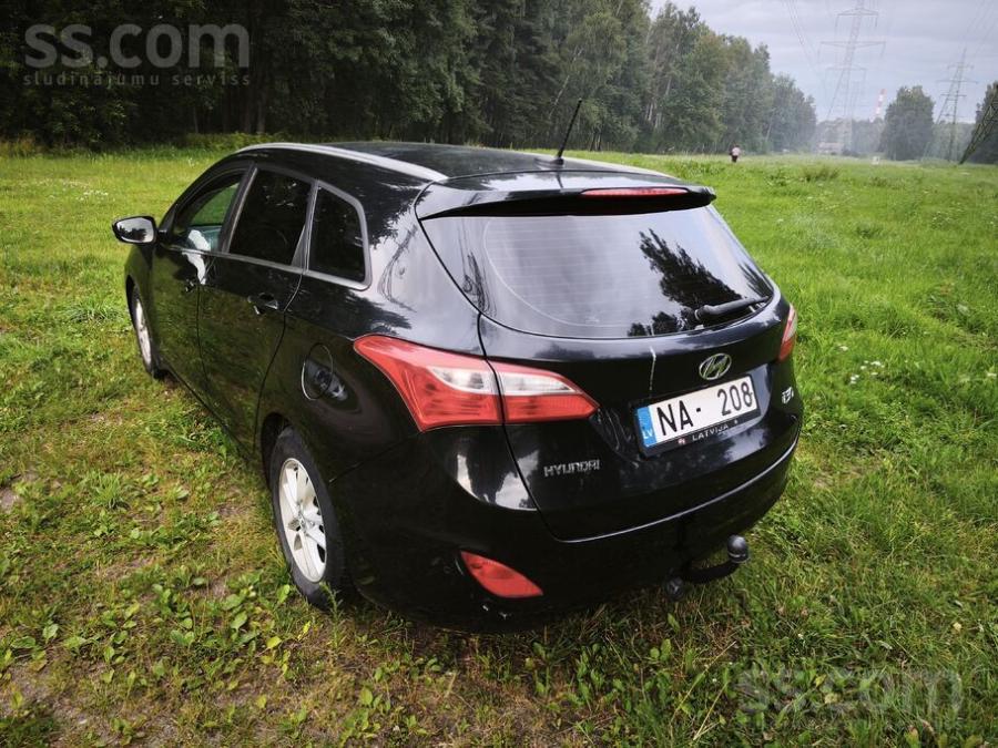 Черный Хендай i30 2015 в Рига, объемом двигателя 1.60 л и пробегом 166 тыс. км за 3950 €, фото 5 на AUTOMOTO.COM.LV