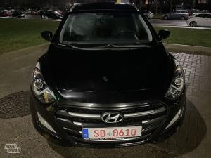 Black Hyundai i30 2016 in Kaunas, with an engine capacity of 1.60 L and mileage of 240 thousand km for 5350 €, photo 10 on AUTOMOTO.COM.LV