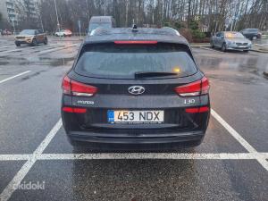 Черный Хендай i30 2017 в Таллин, объемом двигателя 1.60 л и пробегом 125 тыс. км за 11500 €, фото 8 на AUTOMOTO.COM.LV