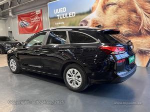 Black Hyundai i30 2018 in Tallinn, with an engine capacity of 1.00 L and mileage of 80 thousand km for 9500 €, photo 3 on AUTOMOTO.COM.LV