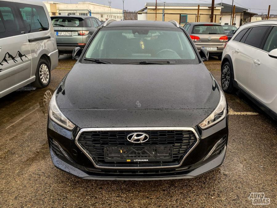 Melns Hyundai i30 2018 Panevēža, ar dzinēja tilpumu 1.40 L un nobraukumu 90 tūkst. km par 7500 €, foto 1 vietnē AUTOMOTO.COM.LV