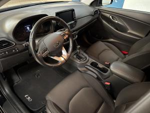 Melns Hyundai i30 2020 Viļņa, ar dzinēja tilpumu 1.40 L un nobraukumu 119 tūkst. km par 13500 €, foto 9 vietnē AUTOMOTO.COM.LV