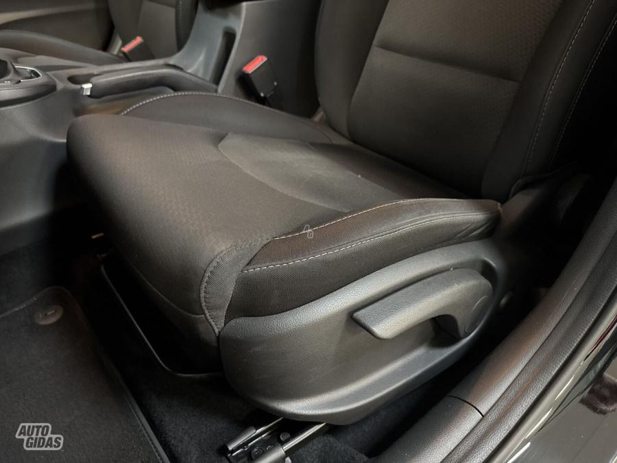 Melns Hyundai i30 2020 Viļņa, ar dzinēja tilpumu 1.40 L un nobraukumu 119 tūkst. km par 13500 €, foto 12 vietnē AUTOMOTO.COM.LV