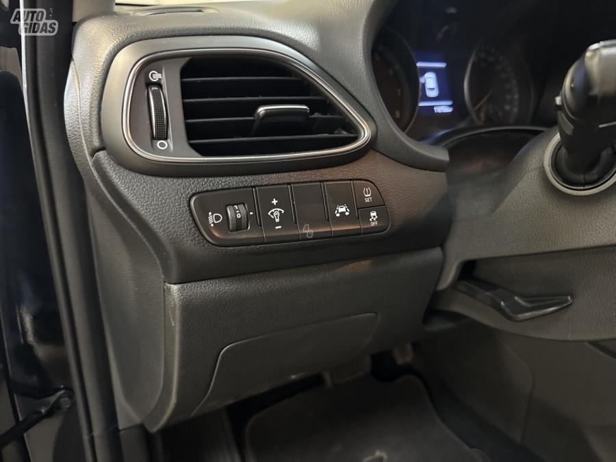 Melns Hyundai i30 2020 Viļņa, ar dzinēja tilpumu 1.40 L un nobraukumu 119 tūkst. km par 13500 €, foto 17 vietnē AUTOMOTO.COM.LV