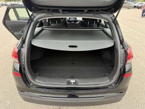 Black Hyundai i30 2020 in Marijampole, with an engine capacity of 1.60 L and mileage of 230 thousand km for 6200 €, photo 12 on AUTOMOTO.COM.LV