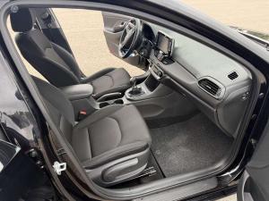 Black Hyundai i30 2020 in Marijampole, with an engine capacity of 1.60 L and mileage of 230 thousand km for 6200 €, photo 14 on AUTOMOTO.COM.LV