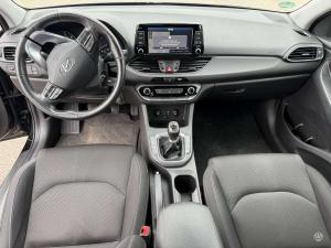 Black Hyundai i30 2020 in Marijampole, with an engine capacity of 1.60 L and mileage of 230 thousand km for 6200 €, photo 15 on AUTOMOTO.COM.LV