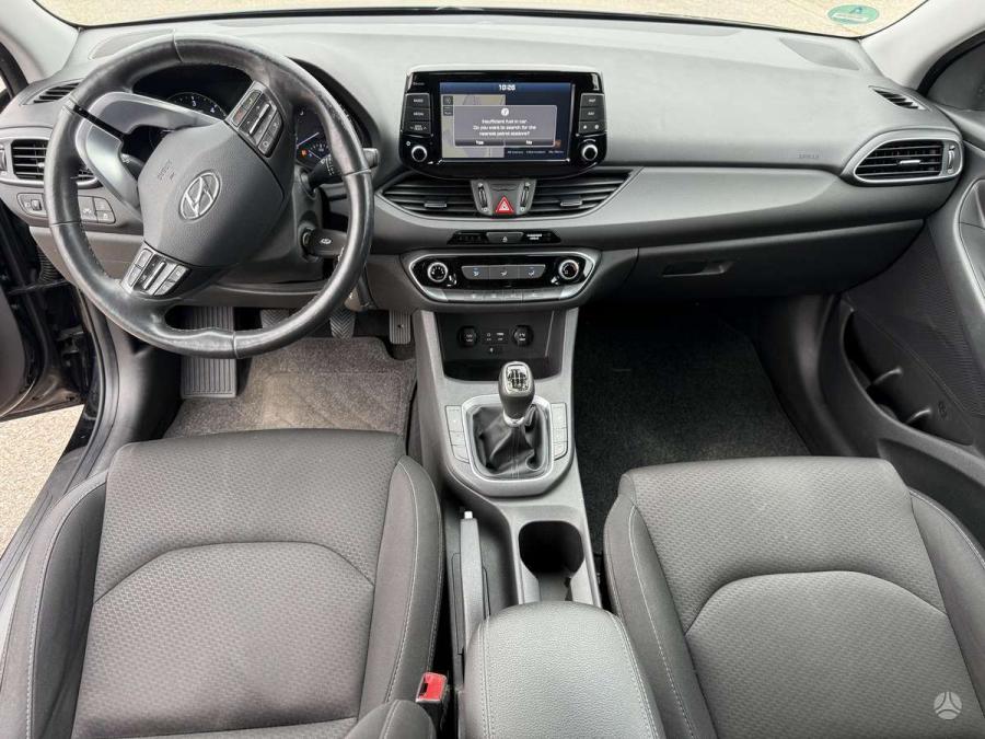 Black Hyundai i30 2020 in Marijampole, with an engine capacity of 1.60 L and mileage of 230 thousand km for 6200 €, photo 15 on AUTOMOTO.COM.LV