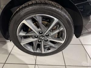 Melns Hyundai i30 2024 Kauņa, ar dzinēja tilpumu 1.50 L un nobraukumu 25 tūkst. km par 25892 €, foto 9 vietnē AUTOMOTO.COM.LV