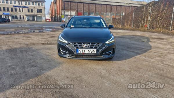 Melns Hyundai i30 2024 Tallina, ar dzinēja tilpumu 1.50 L un nobraukumu 39 tūkst. km par 18900 €, foto 2 vietnē AUTOMOTO.COM.LV