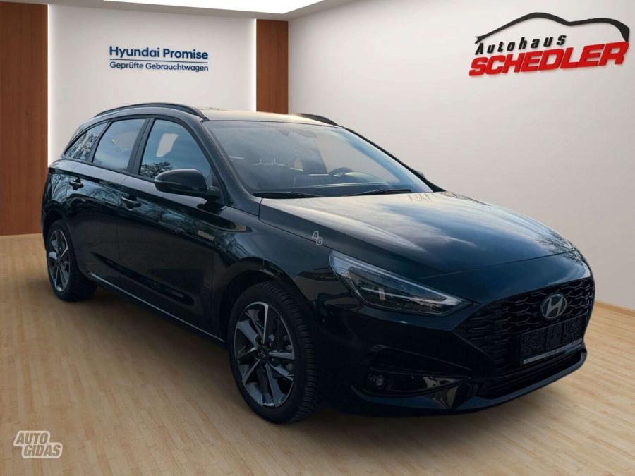 Melns Hyundai i30 2025 Kauņa, ar dzinēja tilpumu 1.50 L un nobraukumu 16 tūkst. km par 26417 €, foto 2 vietnē AUTOMOTO.COM.LV