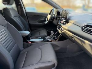 Melns Hyundai i30 2025 Kauņa, ar dzinēja tilpumu 1.50 L un nobraukumu 16 tūkst. km par 26417 €, foto 14 vietnē AUTOMOTO.COM.LV