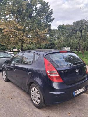 Zils Hyundai i30 2007 Viļņa, ar dzinēja tilpumu 1.58 L un nobraukumu 220 tūkst. km par 700 €, foto 4 vietnē AUTOMOTO.COM.LV