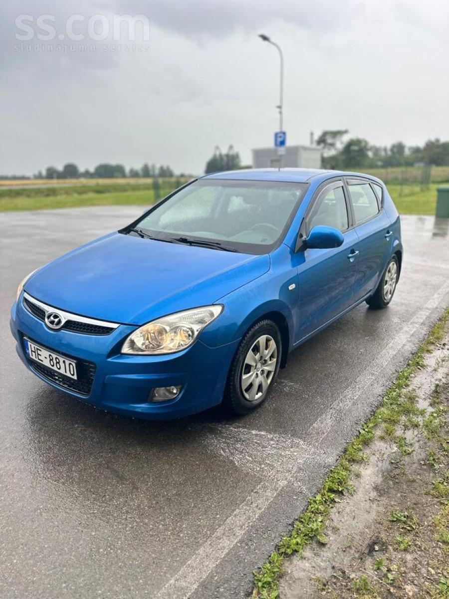 Zils Hyundai i30 2008 Rīga, ar dzinēja tilpumu 1.60 L un nobraukumu 209 tūkst. km par 1950 €, foto 1 vietnē AUTOMOTO.COM.LV