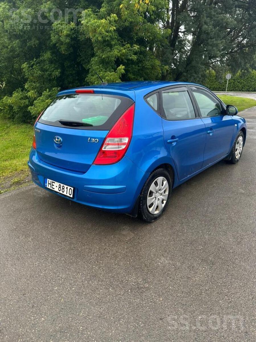 Zils Hyundai i30 2008 Rīga, ar dzinēja tilpumu 1.60 L un nobraukumu 209 tūkst. km par 1950 €, foto 3 vietnē AUTOMOTO.COM.LV