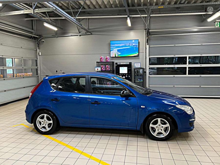 Zils Hyundai i30 2008 Viļņa, ar dzinēja tilpumu 1.58 L un nobraukumu 348 tūkst. km par 1499 €, foto 3 vietnē AUTOMOTO.COM.LV
