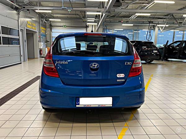 Синий Хендай i30 2008 в Вильнюс, объемом двигателя 1.58 л и пробегом 348 тыс. км за 1499 €, фото 8 на AUTOMOTO.COM.LV