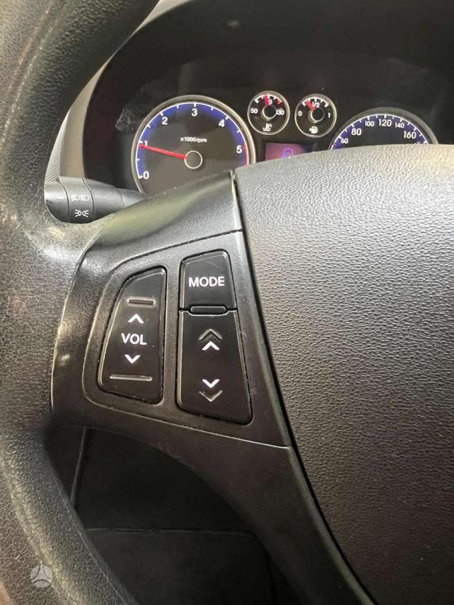 Zils Hyundai i30 2008 Viļņa, ar dzinēja tilpumu 1.58 L un nobraukumu 348 tūkst. km par 1499 €, foto 25 vietnē AUTOMOTO.COM.LV
