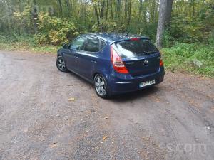 Blue Hyundai i30 2008 in Riga, with an engine capacity of 1.60 L and mileage of 190 thousand km for 1800 €, photo 4 on AUTOMOTO.COM.LV