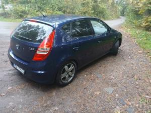 Blue Hyundai i30 2008 in Riga, with an engine capacity of 1.60 L and mileage of 190 thousand km for 1800 €, photo 5 on AUTOMOTO.COM.LV