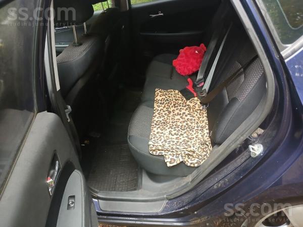 Zils Hyundai i30 2008 Rīga, ar dzinēja tilpumu 1.60 L un nobraukumu 190 tūkst. km par 1800 €, foto 8 vietnē AUTOMOTO.COM.LV