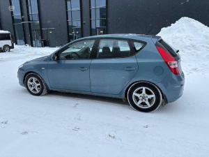 Zils Hyundai i30 2009 Viļņa, ar dzinēja tilpumu 1.58 L un nobraukumu 170 tūkst. km par 2700 €, foto 6 vietnē AUTOMOTO.COM.LV