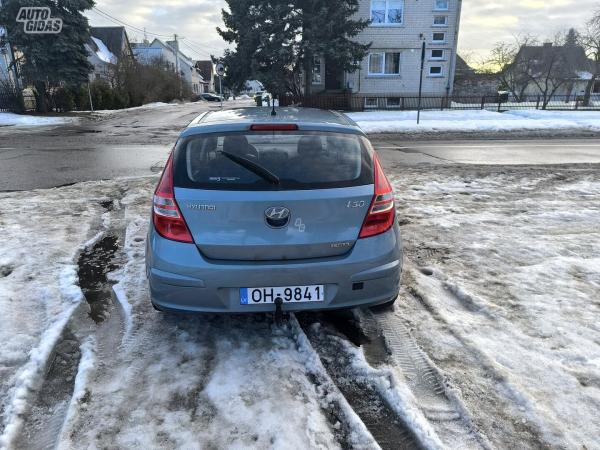 Blue Hyundai i30 2009 in Kaunas, with an engine capacity of 1.60 L and mileage of 226 thousand km for 3750 €, photo 7 on AUTOMOTO.COM.LV