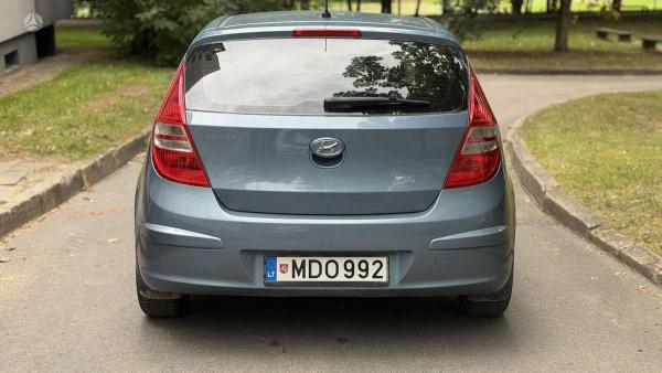 Zils Hyundai i30 2009 Viļņa, ar dzinēja tilpumu 1.60 L un nobraukumu 199 tūkst. km par 3300 €, foto 7 vietnē AUTOMOTO.COM.LV
