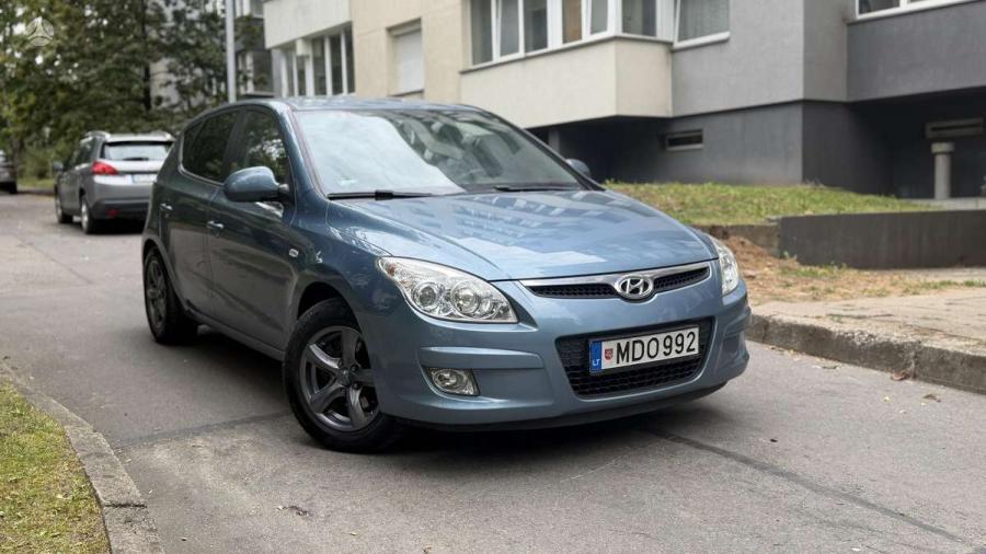 Синий Хендай i30 2009 в Вильнюс, объемом двигателя 1.60 л и пробегом 199 тыс. км за 3300 €, фото 13 на AUTOMOTO.COM.LV