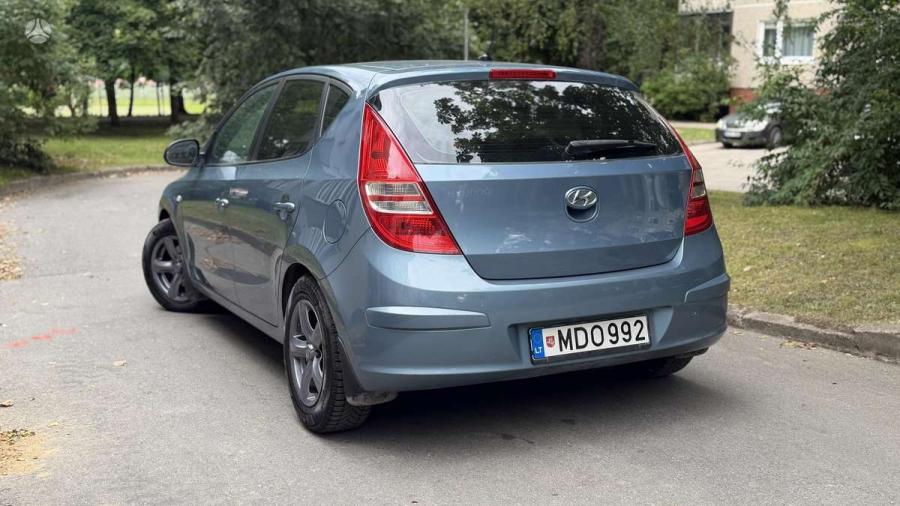 Синий Хендай i30 2009 в Вильнюс, объемом двигателя 1.60 л и пробегом 200 тыс. км за 3200 €, фото 7 на AUTOMOTO.COM.LV