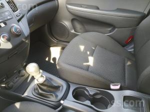 Blue Hyundai i30 2010 in Riga, with an engine capacity of 1.40 L and mileage of 148 thousand km for 3400 €, photo 10 on AUTOMOTO.COM.LV